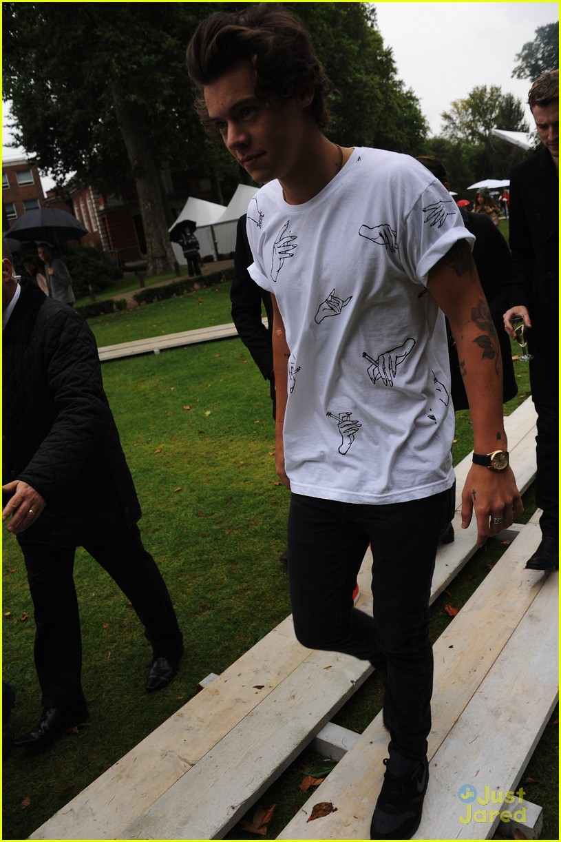 Harry Styles: Front Row at Fashion East | Photo 598362 - Photo Gallery ...