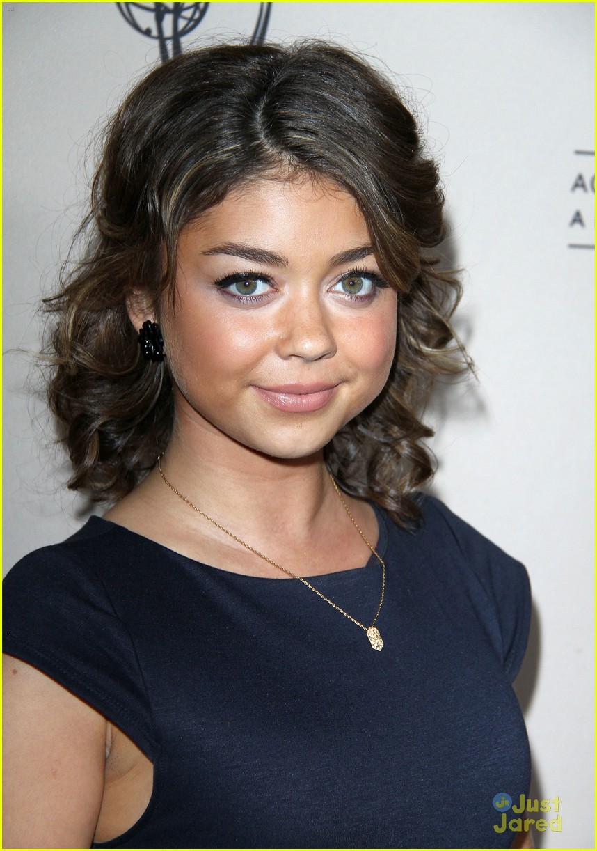 Sarah Hyland: Casting Directors Peer Group Emmy Celebration | Photo ...