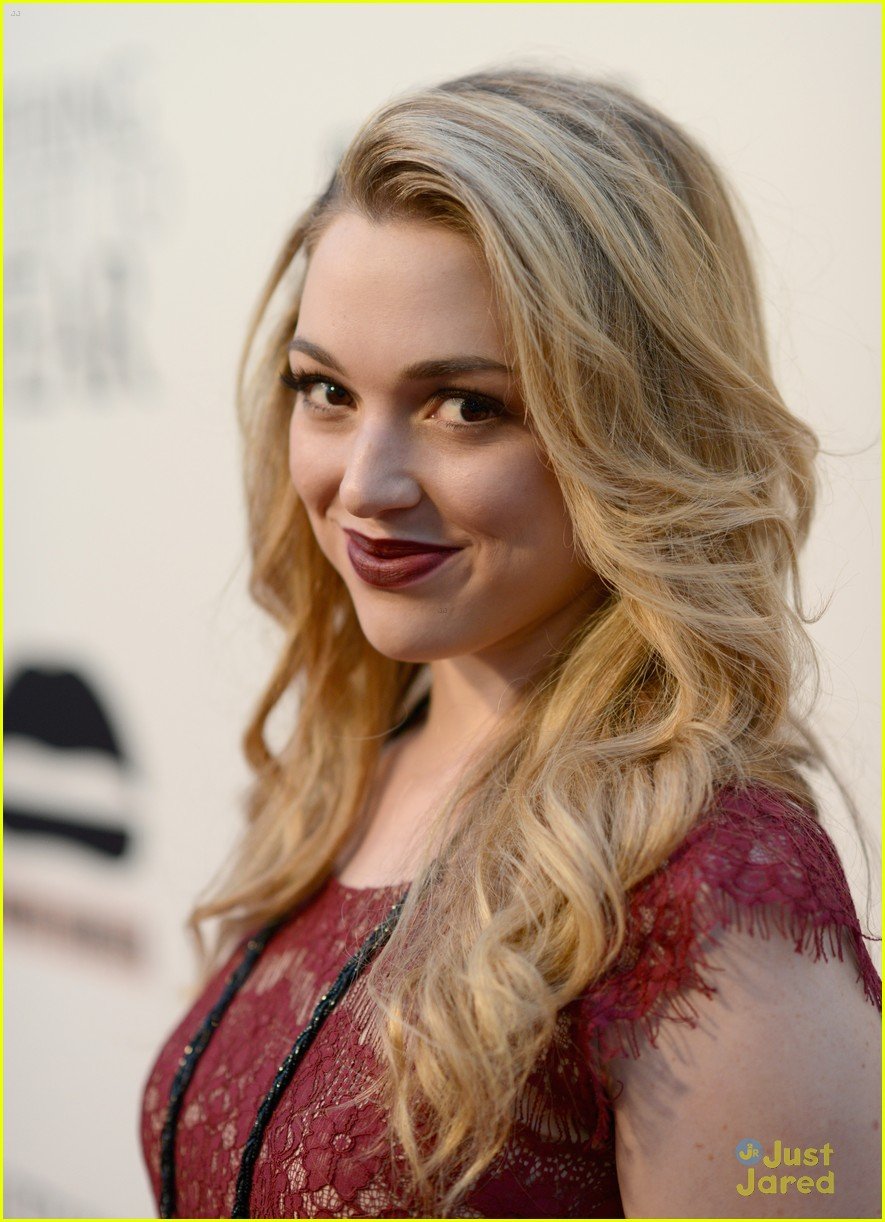 Jennifer Stone & Ethan Peck Have 'Nothing Left To Fear' | Photo 601983 ...