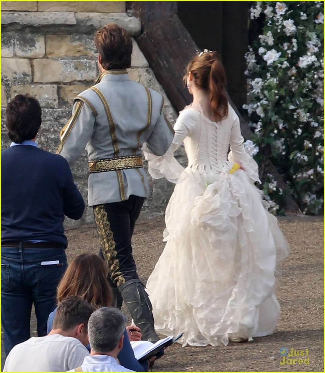 Anna Kendrick as Cinderella in 'Into The Woods' - First Pics! | Photo ...