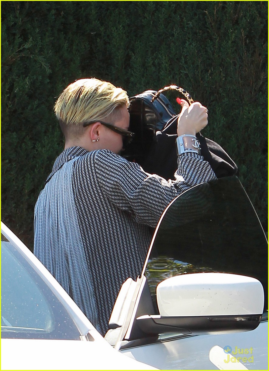 Miley Cyrus: Back to the Studio! | Photo 594123 - Photo Gallery | Just ...