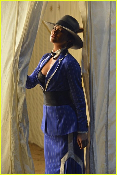 Pretty Little Liars: Halloween Special Promo Pics! | Photo 601599 ...