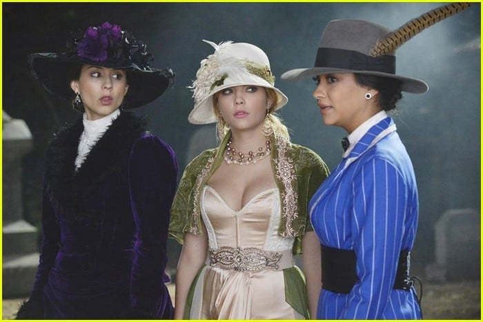 Pretty Little Liars: Halloween Special Promo Pics! | Photo 601600 ...