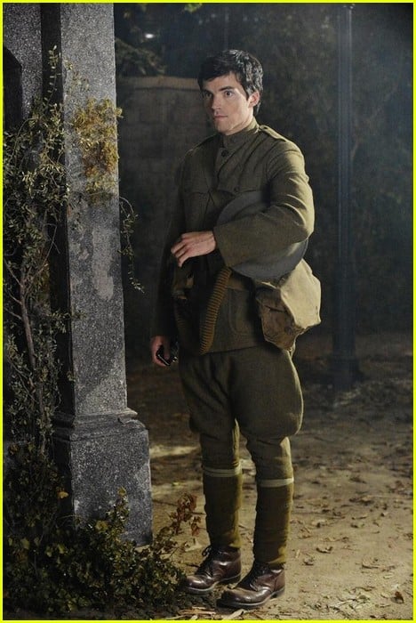 Pretty Little Liars: Halloween Special Promo Pics! | Photo 601603 ...