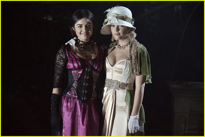 Pretty Little Liars: Halloween Special Promo Pics! | Photo 601607 ...