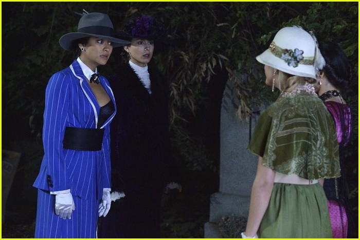 Pretty Little Liars: Halloween Special Promo Pics! | Photo 601616 ...