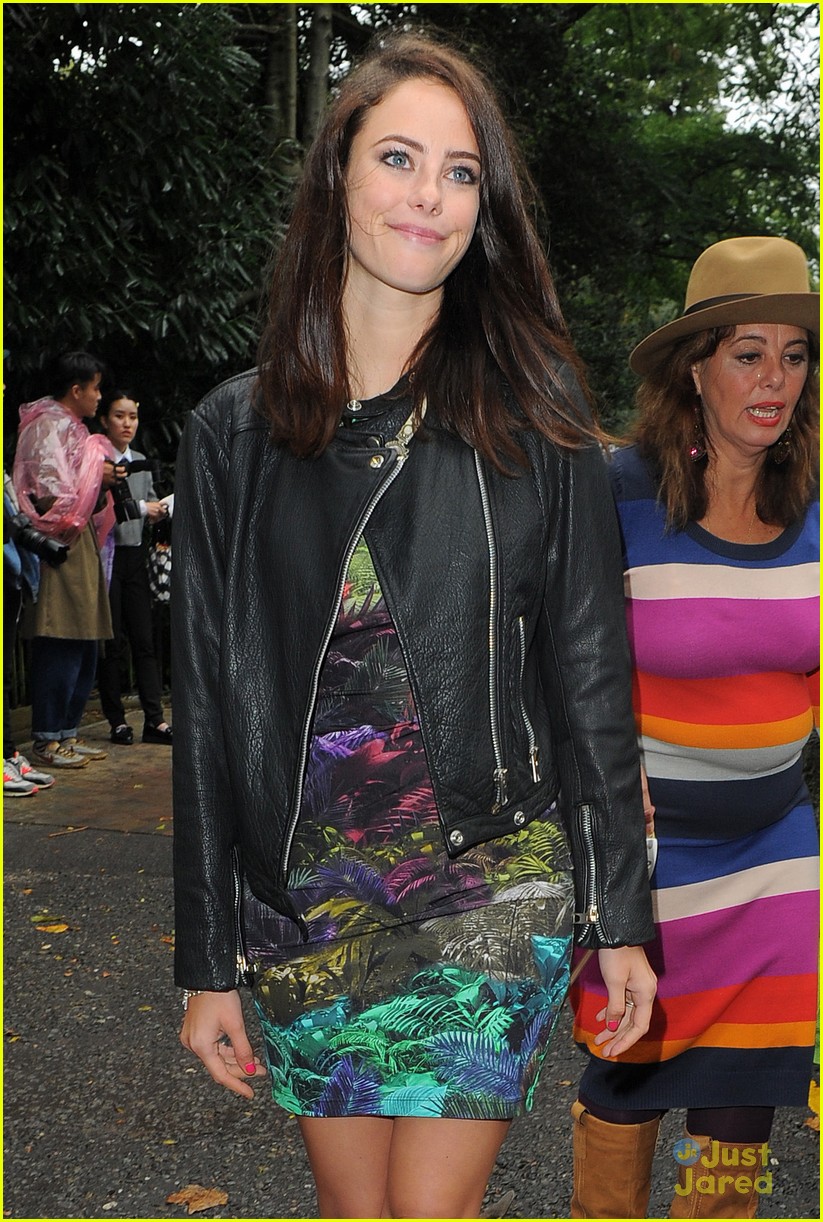 Kaya Scodelario: Unique at London Fashion Week | Photo 597834 - Photo ...
