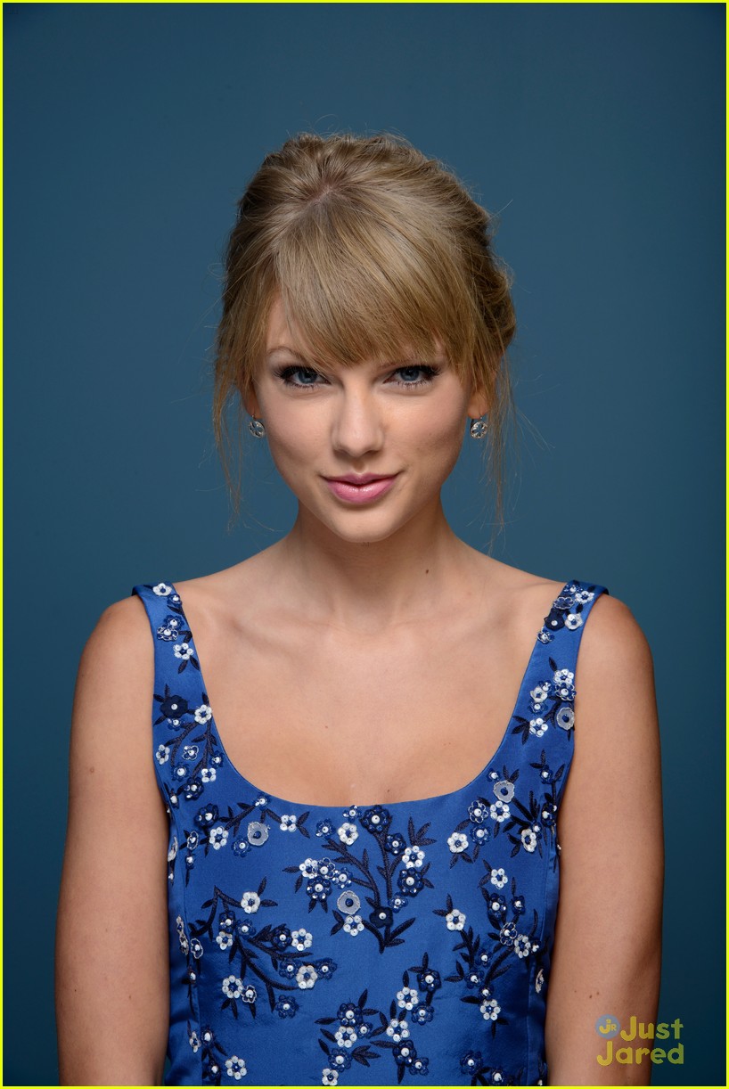 Taylor Swift: 'One Chance' Portraits at TIFF 2013 | Photo 595980 ...