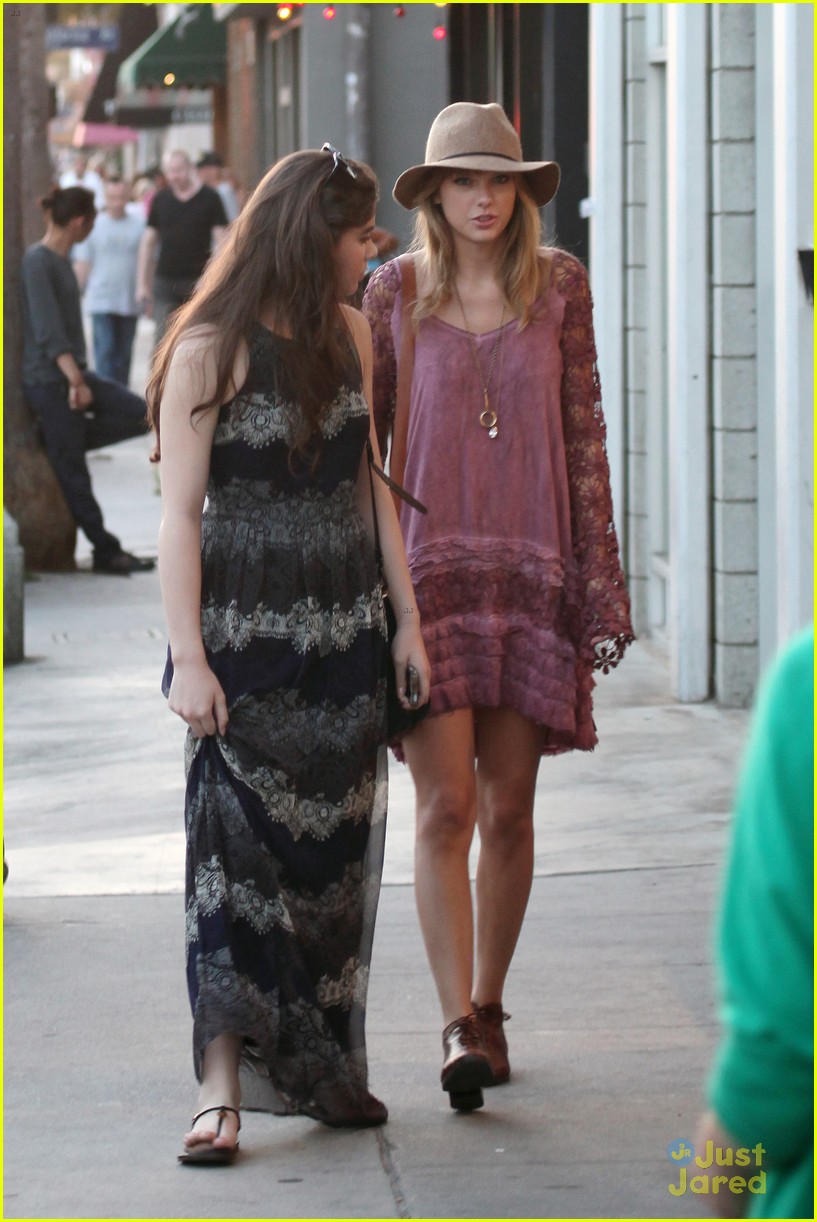 Full Sized Photo of taylor swift goes shopping with hailee steinfeld 25 ... Full Sized Photo of taylor swift goes shopping with hailee steinfeld 25 ...