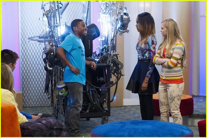 Sierra McCormick: New 'A.N.T. Farm' Tonight! | Photo 608758 - Photo ...