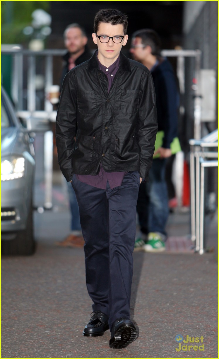 Asa Butterfield: 'Ender's Game' Promo on 'Daybreak' | Photo 608795 ...