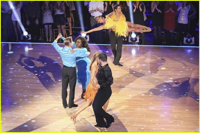 Amber Riley & Brant Daugherty Grab 10s on DWTS Week 6! | Photo 610502 ...