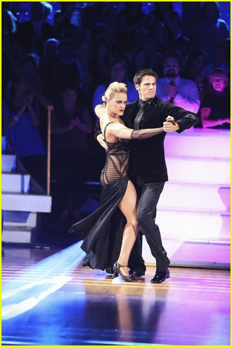 Full Sized Photo of amber riley brant daugherty dwts week 6 11 | Amber ...
