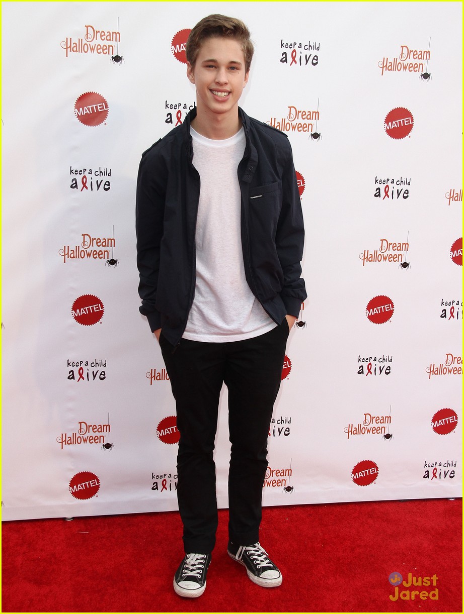 Mason Cook & Ryan Beatty: Dream Halloween Attendees | Photo 611865 ...