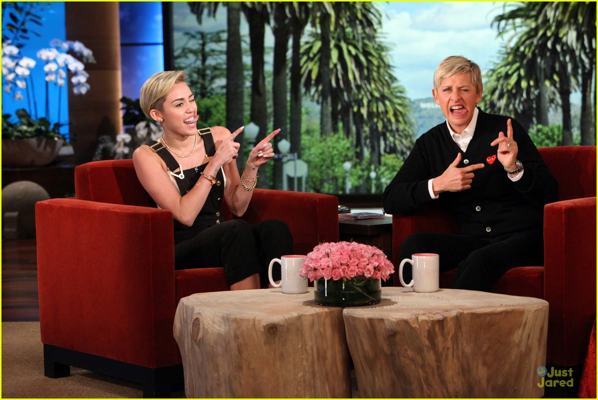 Miley Cyrus Addresses Liam Hemsworth Split on 'Ellen' | Photo 606821 ...