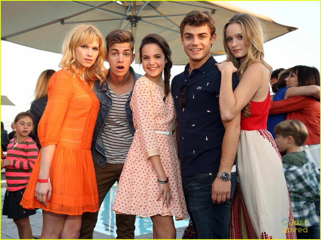 Dove Cameron & Claudia Lee: Saving Spot! with Garrett Clayton | Photo ...