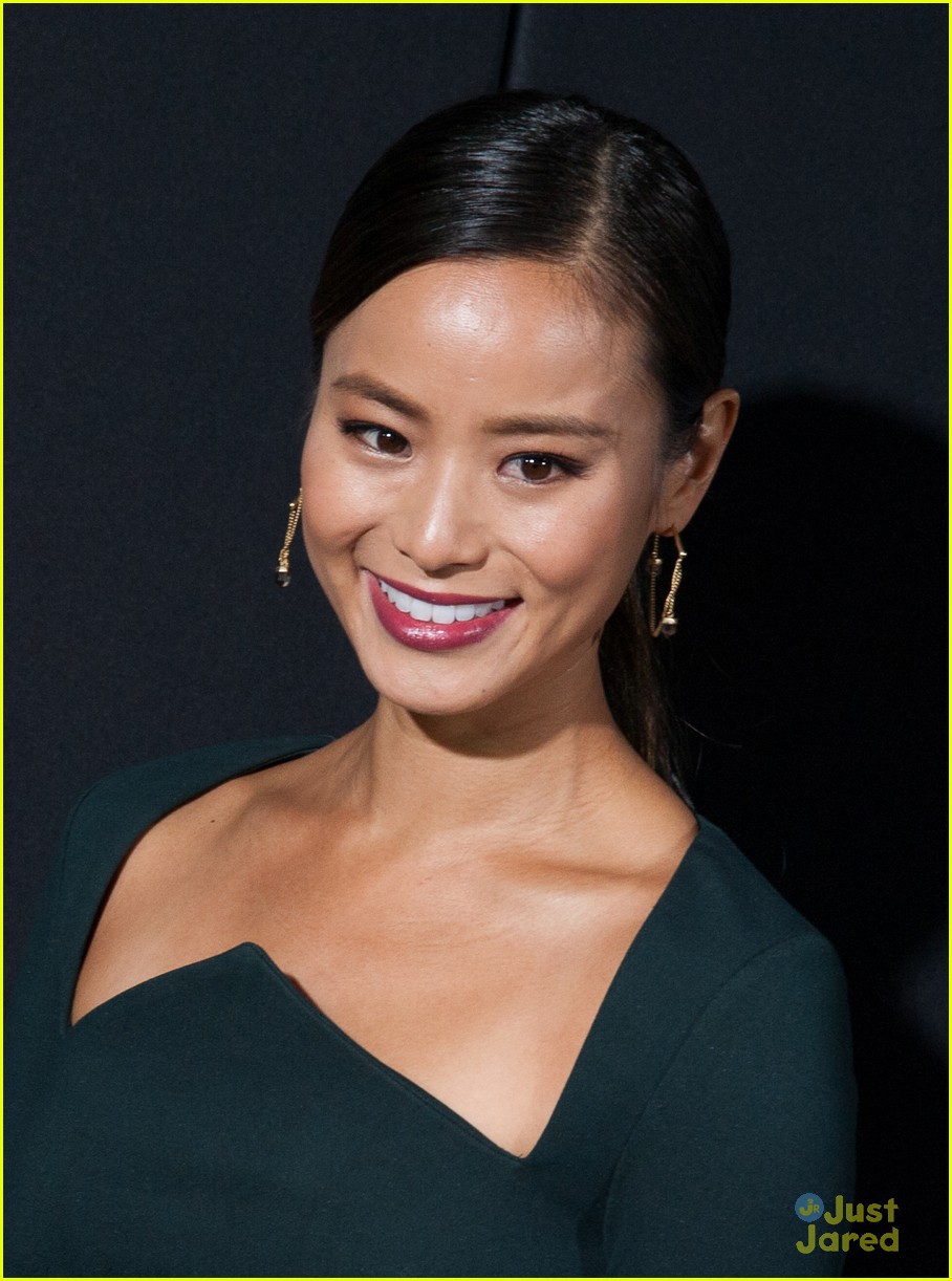 Jamie Chung: 'Gravity' Premiere in NYC | Photo 603923 - Photo Gallery ...