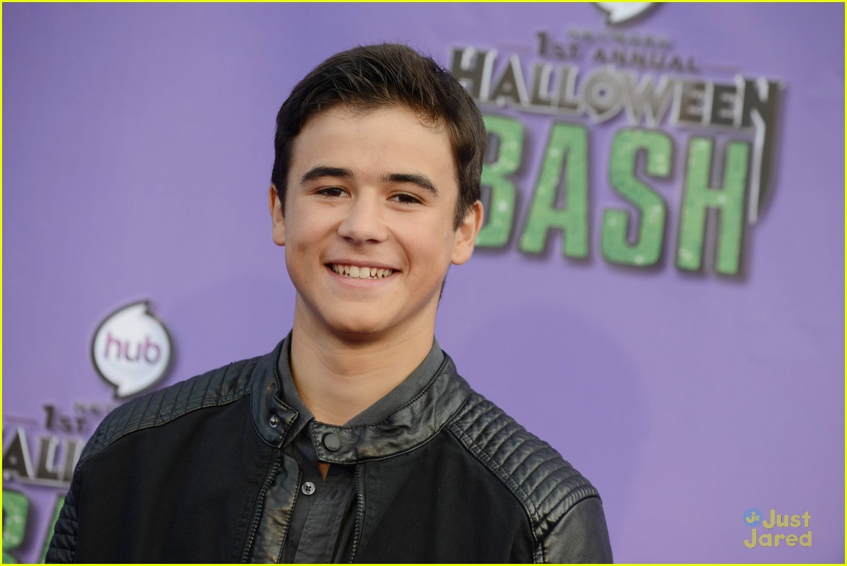 Keean Johnson & Nick Purcha: 'Spooksville' Premieres Saturday! | Photo ...