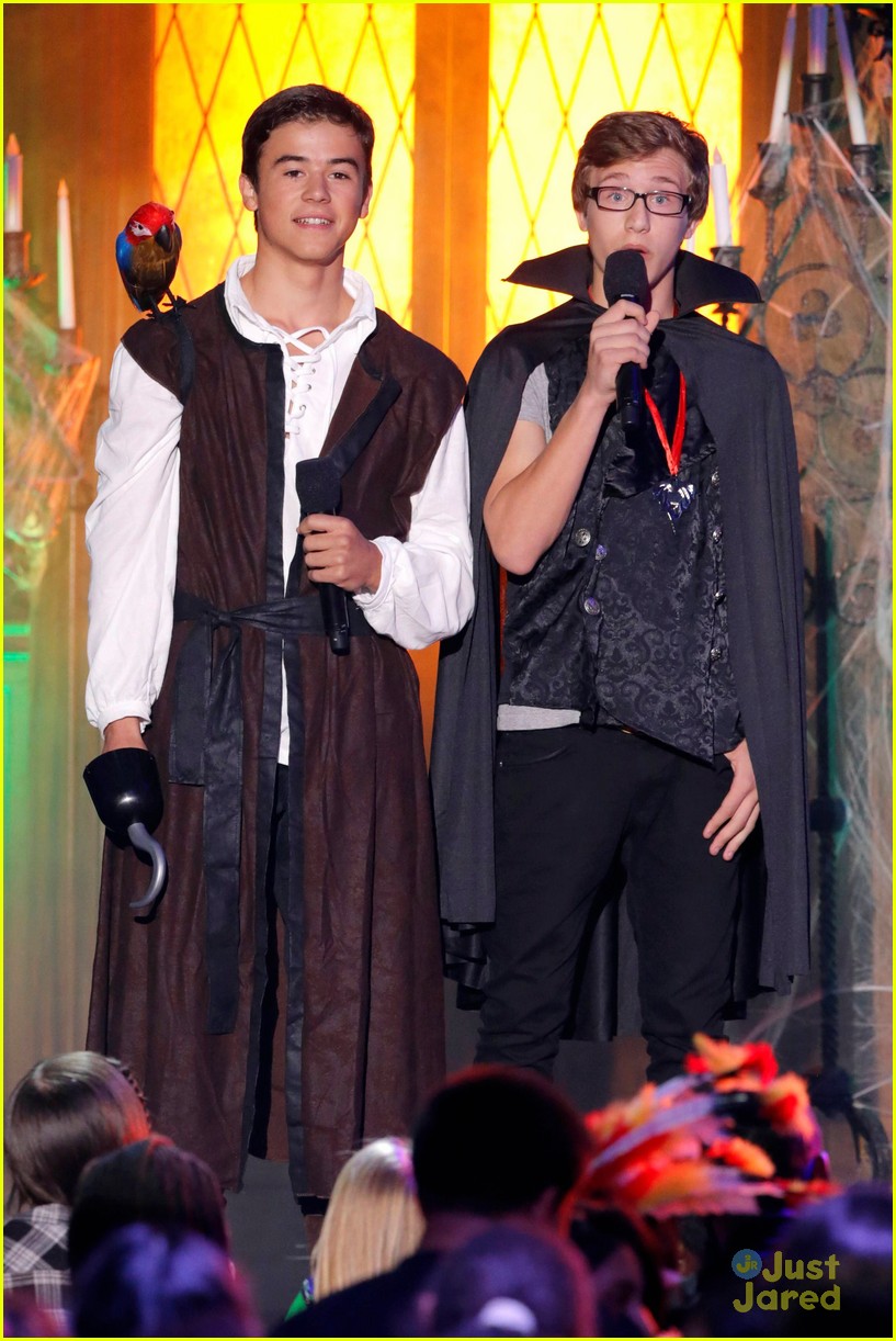 Keean Johnson & Nick Purcha: 'Spooksville' Premieres Saturday! | Photo ...