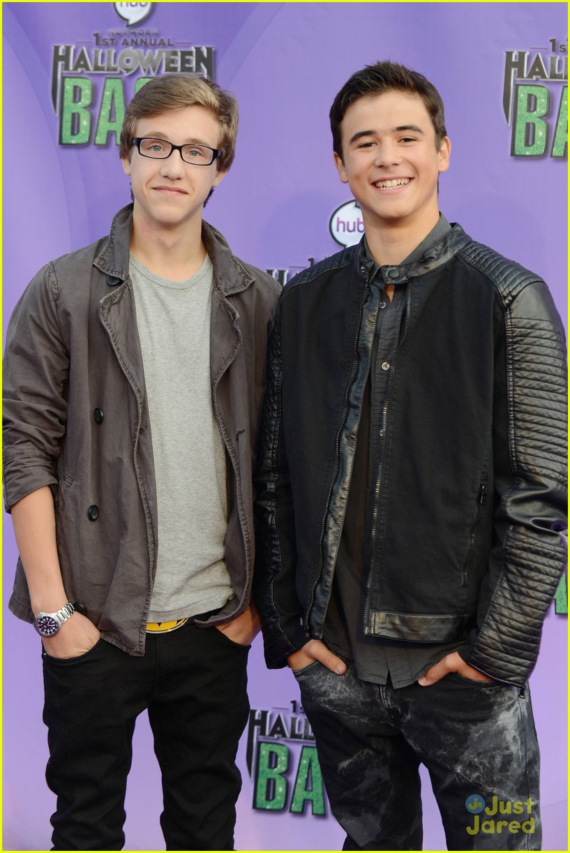 Keean Johnson & Nick Purcha: 'Spooksville' Premieres Saturday! | Photo ...