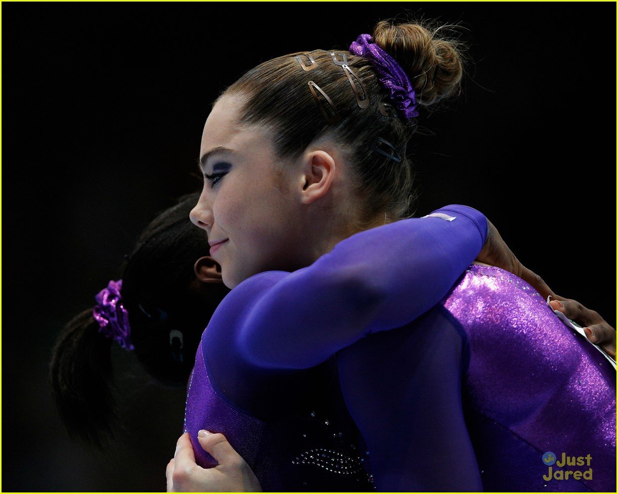 McKayla Maroney Grabs Gold on Vault; Kyla Ross Second in All-Around in ...