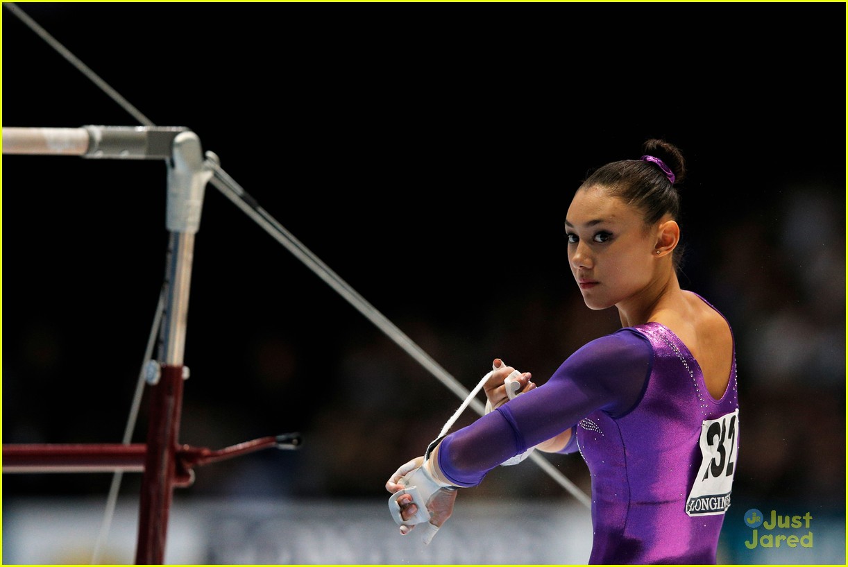 McKayla Maroney Grabs Gold on Vault; Kyla Ross Second in All-Around in ...