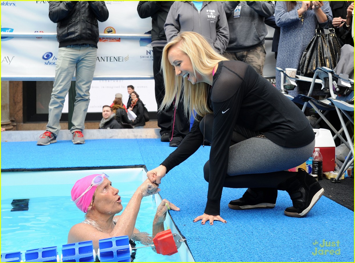 Nastia Liukin Salute To Women In Sports Awards 2013 Photo 608605