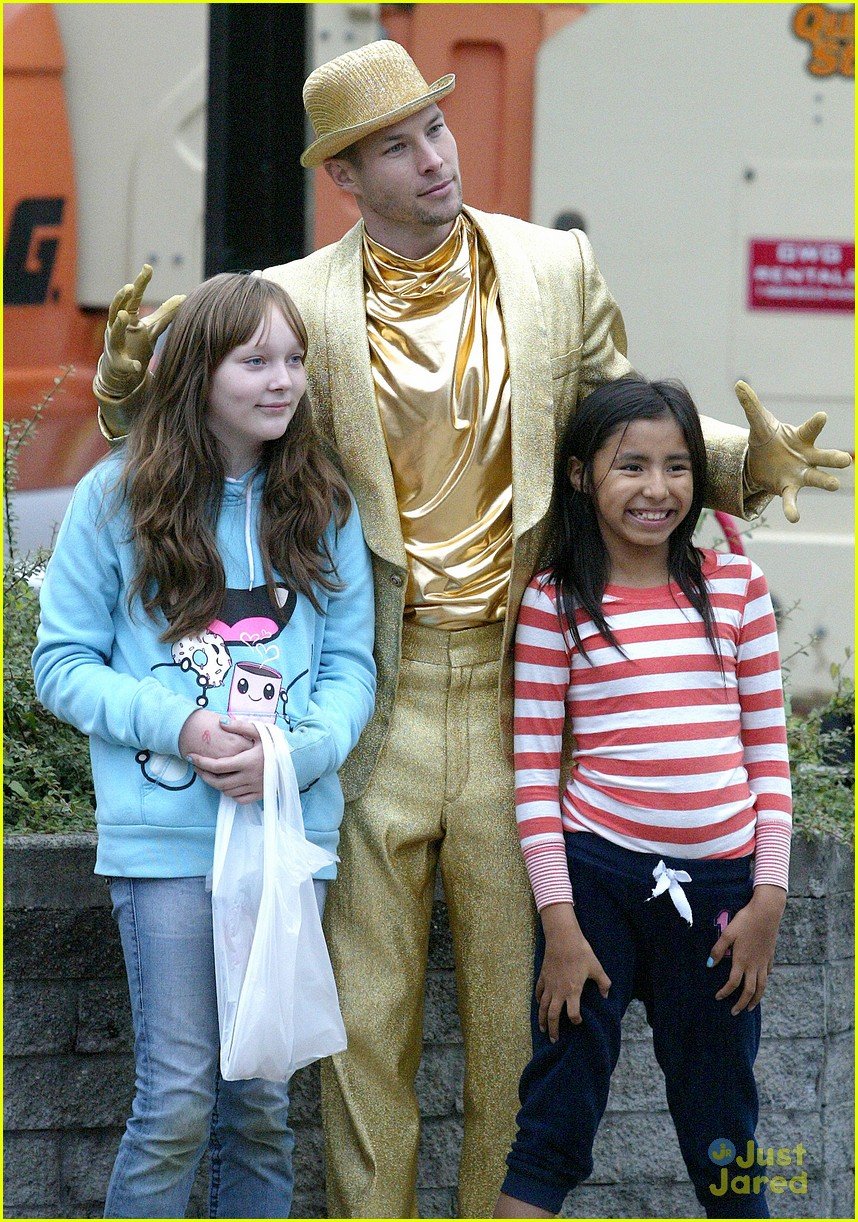 Adam Sevani & Ryan Guzman Film 'Step Up 5' | Photo 605233 - Photo ...