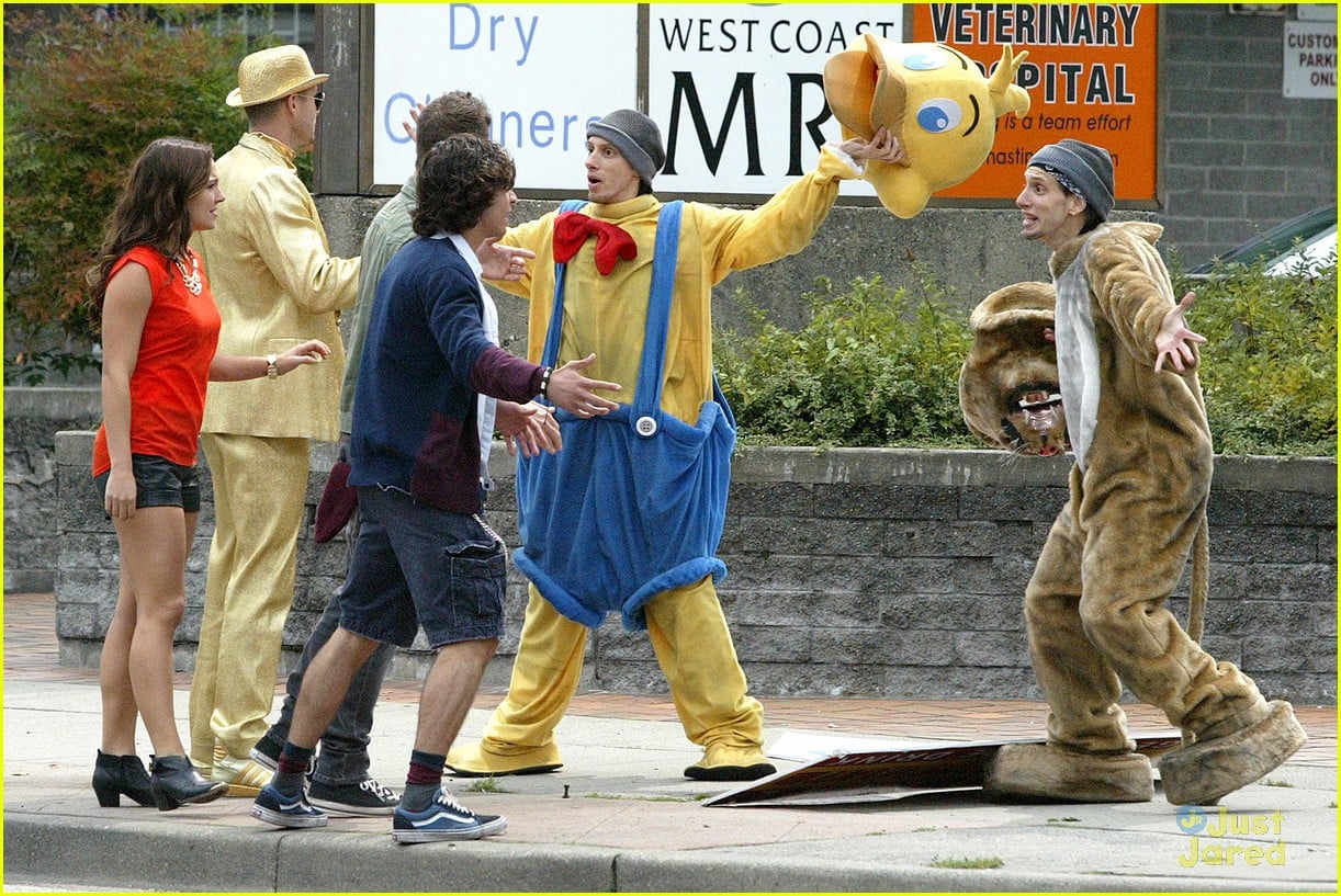 Adam Sevani & Ryan Guzman Film 'Step Up 5' | Photo 605238 - Photo ...