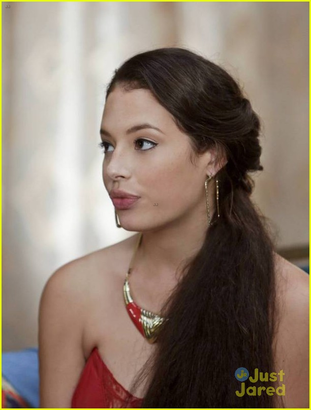 AnnaSophia Robb: 'The Carrie Diaries' Season 2 Premiere Episode Stills ...