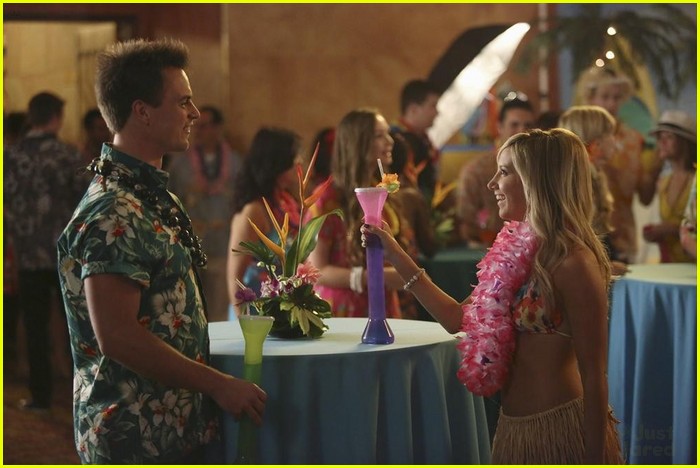 Full Sized Photo of ashley tisdale super fun night 07 | Ashley Tisdale ...