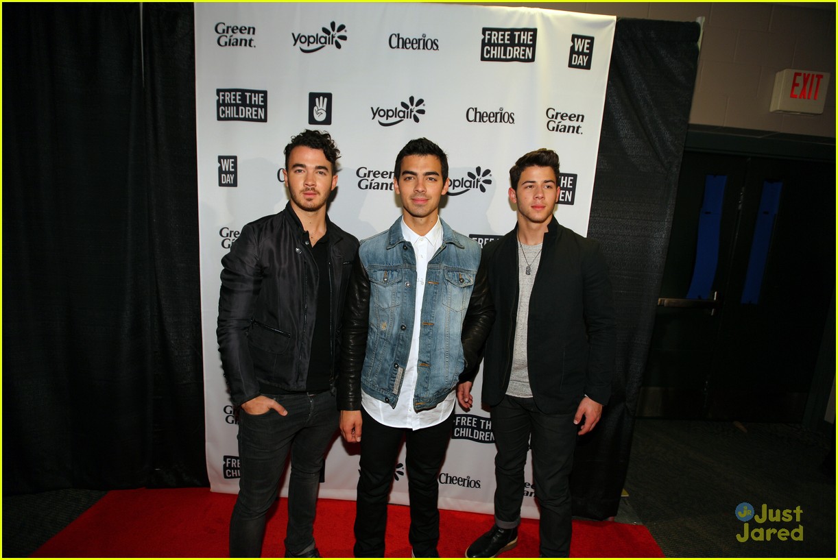 Carly Rae Jepsen, Fifth Harmony, Jonas Brothers & More: We Day 2013 in ...