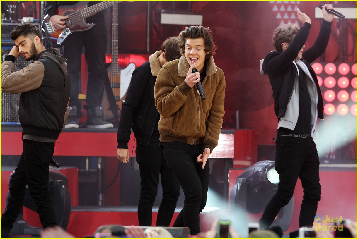 One Direction Performs Four Songs on 'Good Morning America' - Watch Now ...