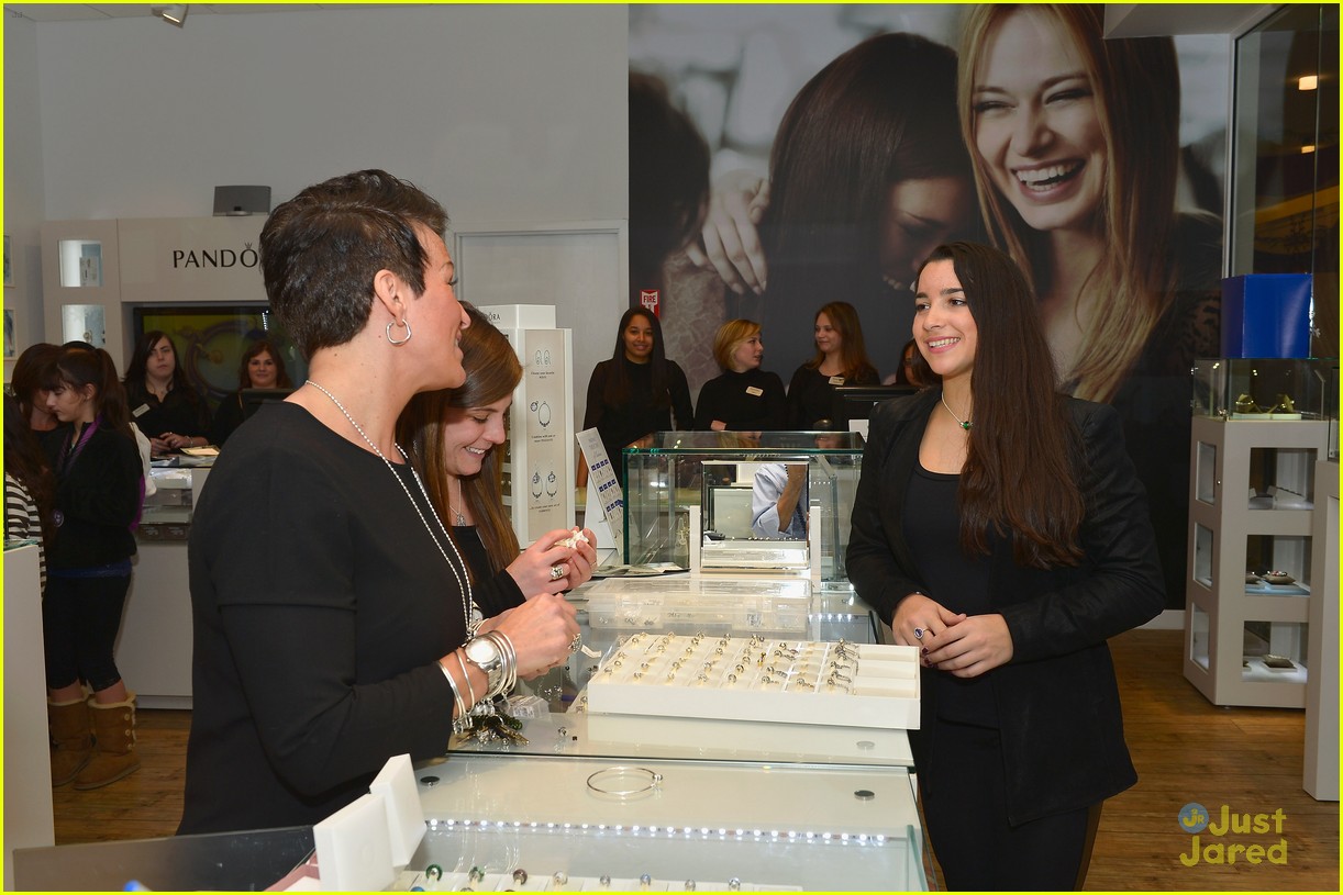 Aly Raisman: Pandora Store Stop | Photo 615480 - Photo Gallery | Just ...