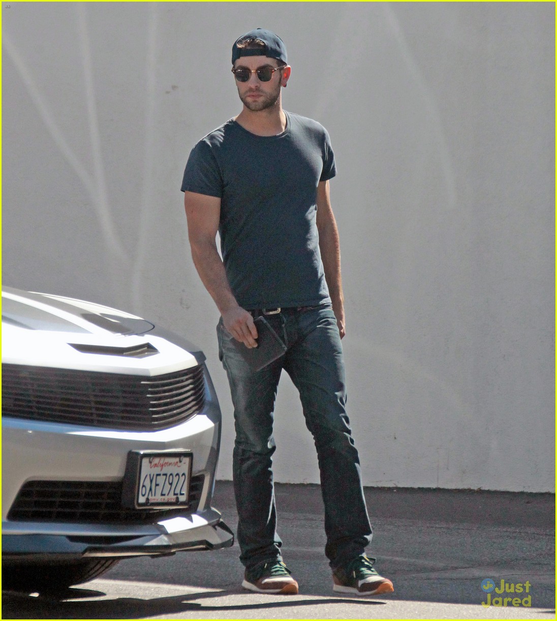 Chace Crawford Visits Special Education Center in China | Photo 613234 ...