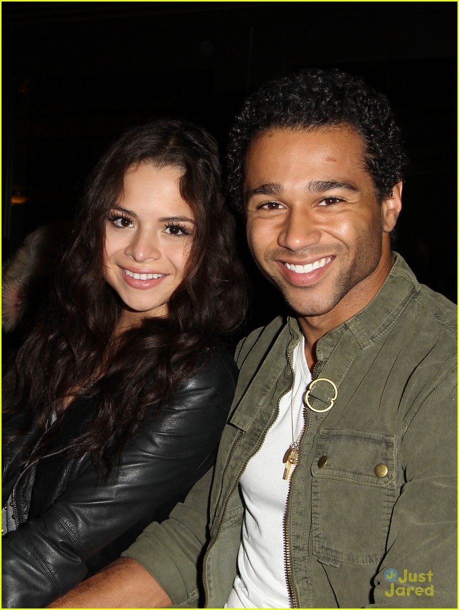 Corbin Bleu & Derek Hough: Christmas at The Grove! | Photo 619032 ...