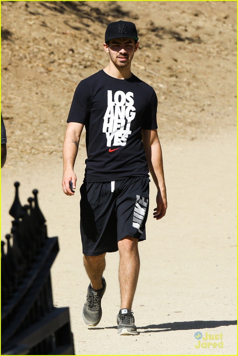 Joe Jonas: Back on Instagram After a Month! | Photo 615764 - Photo ...