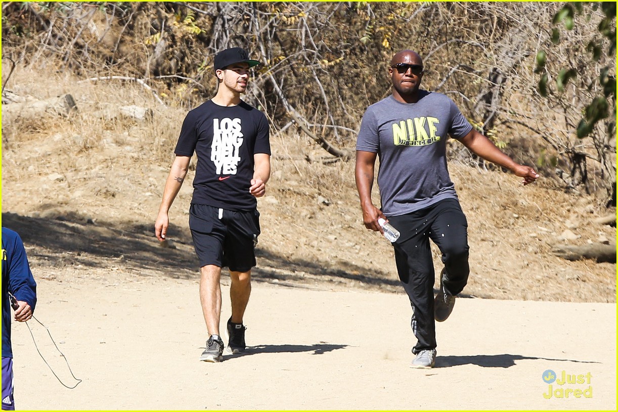 Joe Jonas: Back on Instagram After a Month! | Photo 615776 - Photo ...