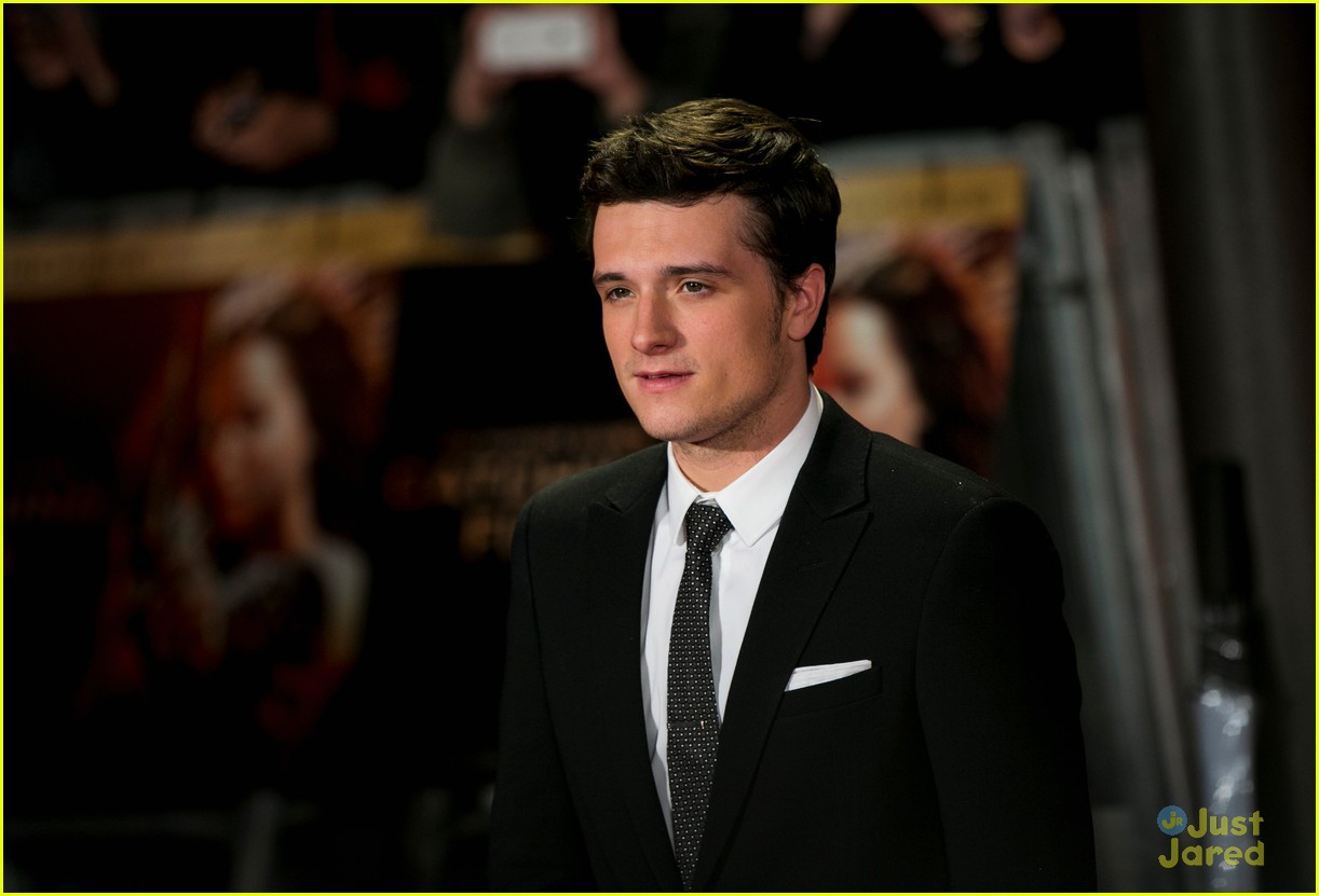 Josh Hutcherson & Liam Hemsworth: 'Catching Fire' London Premiere ...