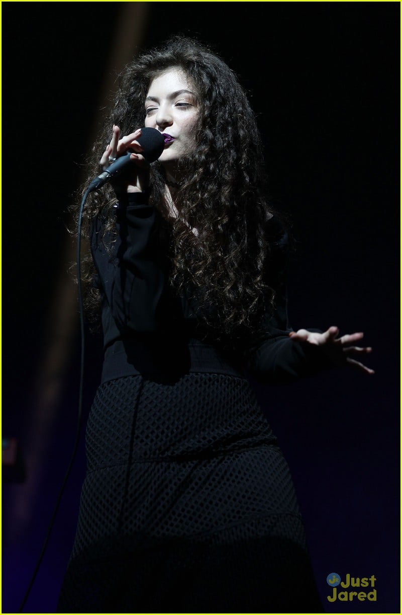 Lorde: New Zealand Music Awards Winner! | Photo 620297 - Photo Gallery ...