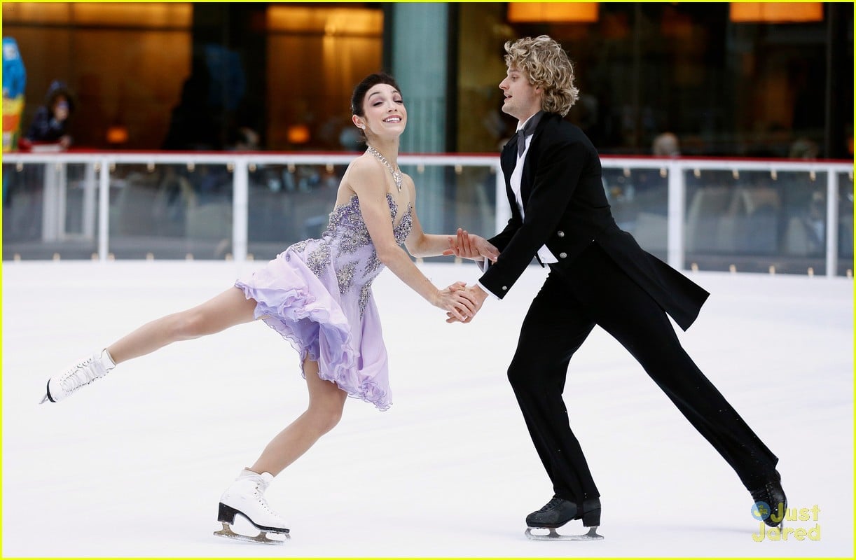 Full Sized Photo of meryl davis charlie white today show ice dance 01 ...