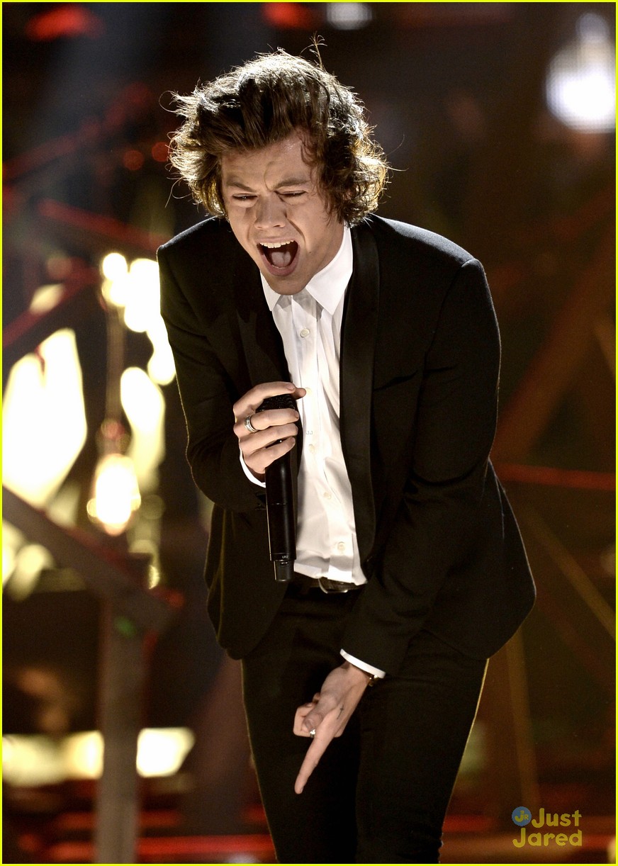 One Direction: 'Story Of My Life' at AMAs 2013 - Watch Now! | Photo ...