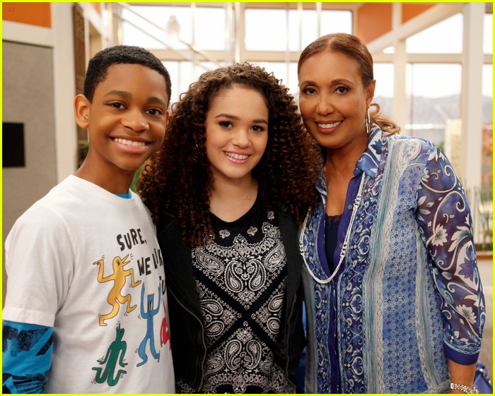 It's Pranksgiving on 'Lab Rats' Monday! | Photo 620793 - Photo Gallery ...