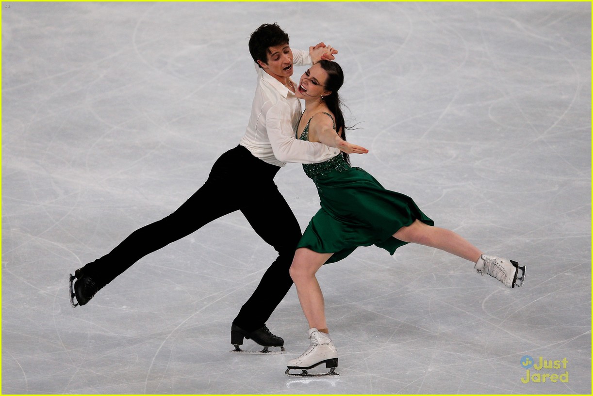 Tessa Virtue & Scott Moir Take Gold at Trophee Eric Bompard | Photo ...