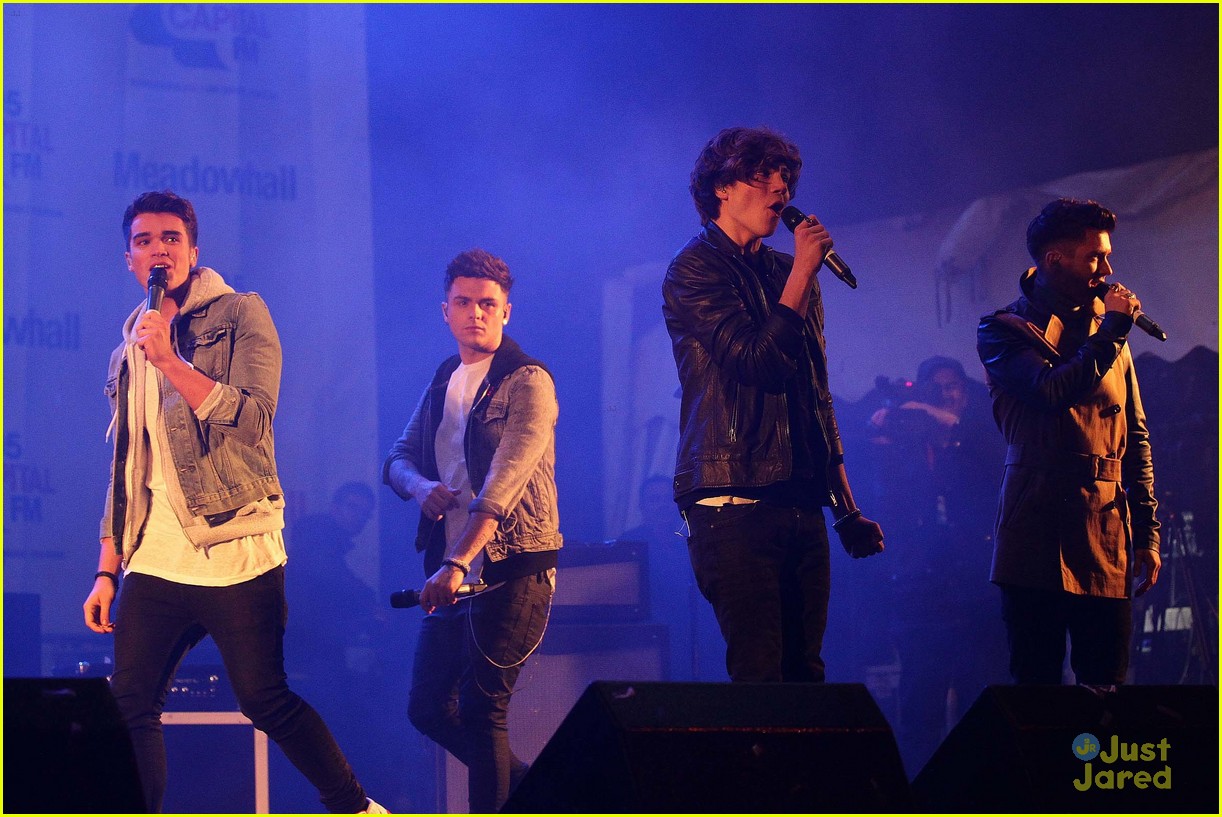 Union J Light Up Meadowhall Shopping Centre | Photo 615210 - Photo ...