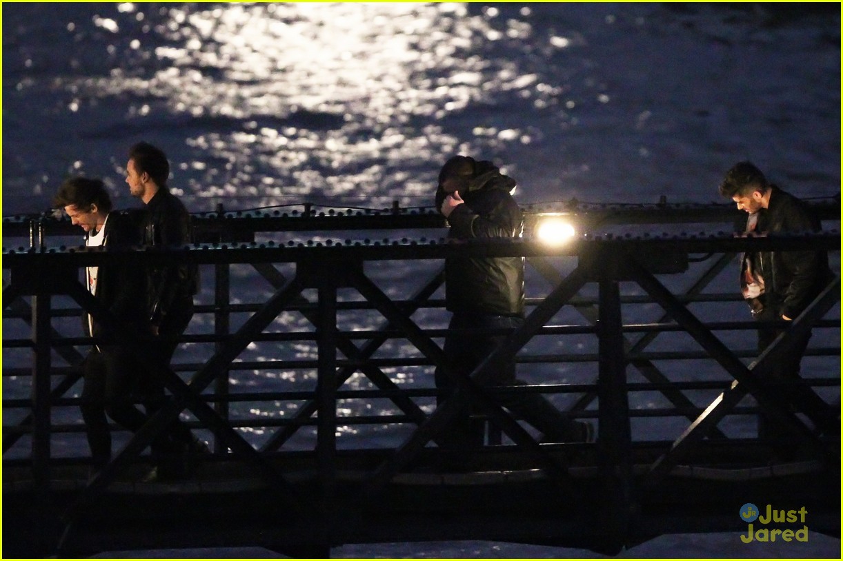 One Direction Film 'Midnight Memories' Video on London's Famed Tower ...