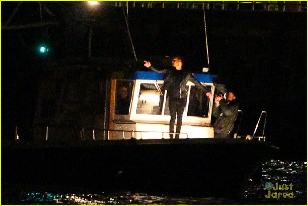 One Direction Film 'Midnight Memories' Video on London's Famed Tower ...