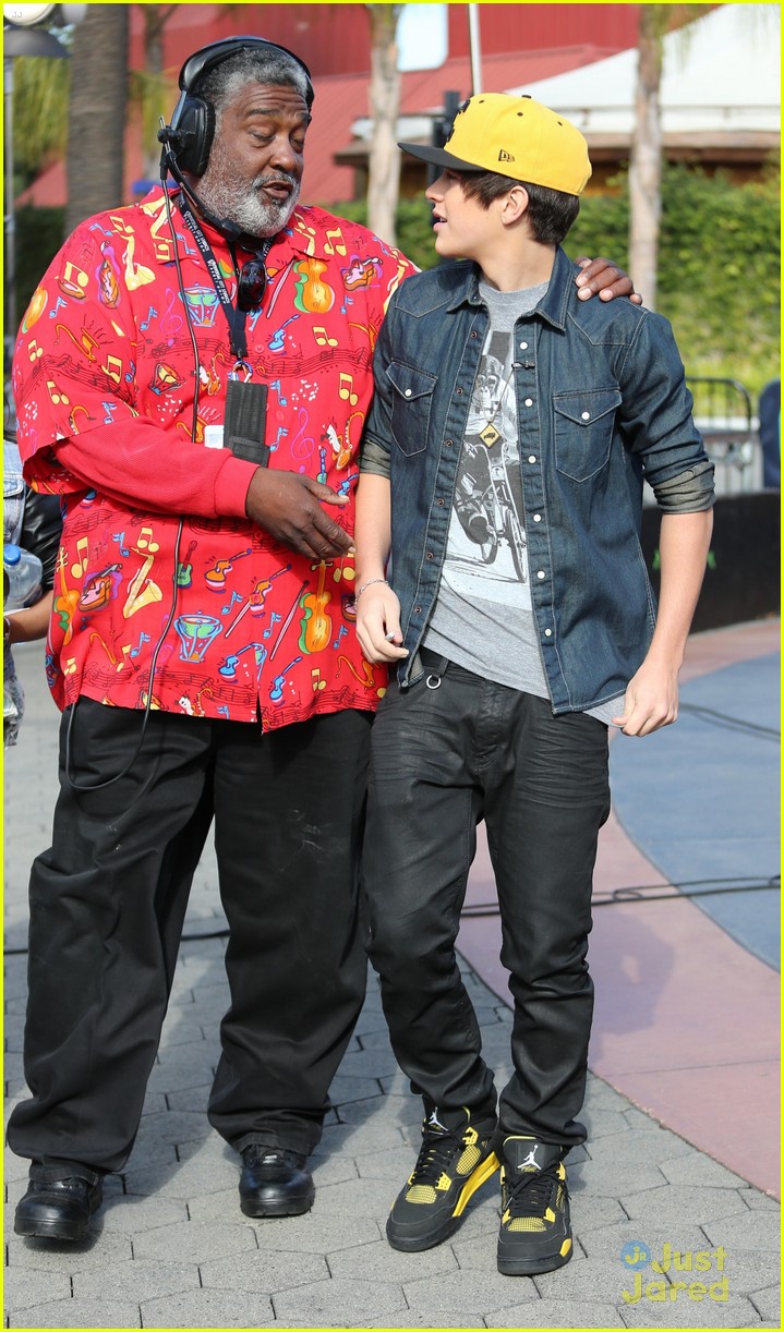 Austin Mahone: 'Extra' Appearance Pics! | Photo 624391 - Photo Gallery ...