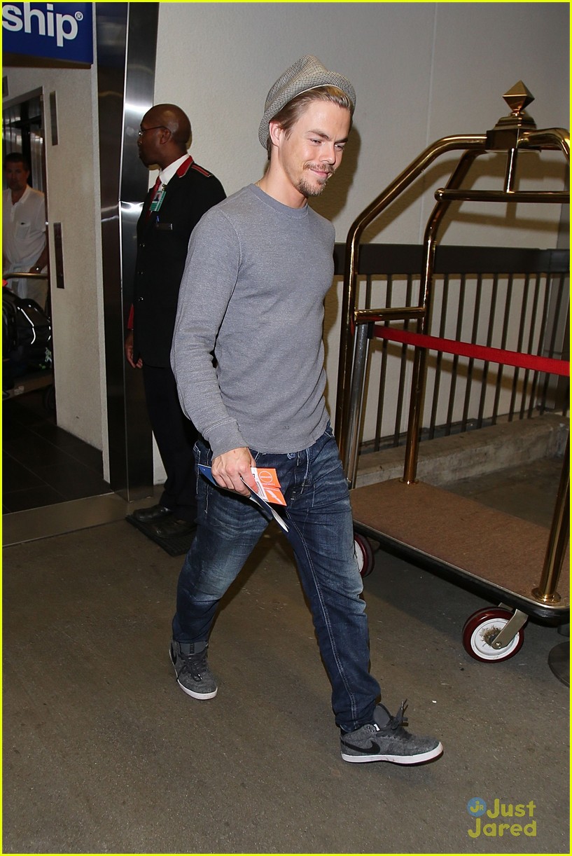 Derek & Julianne Hough: LAX Arrival Buddies! | Photo 622905 - Photo ...