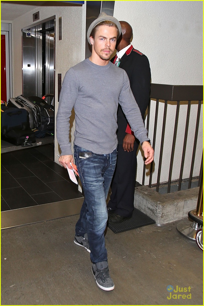 Derek & Julianne Hough: LAX Arrival Buddies! | Photo 622906 - Photo ...